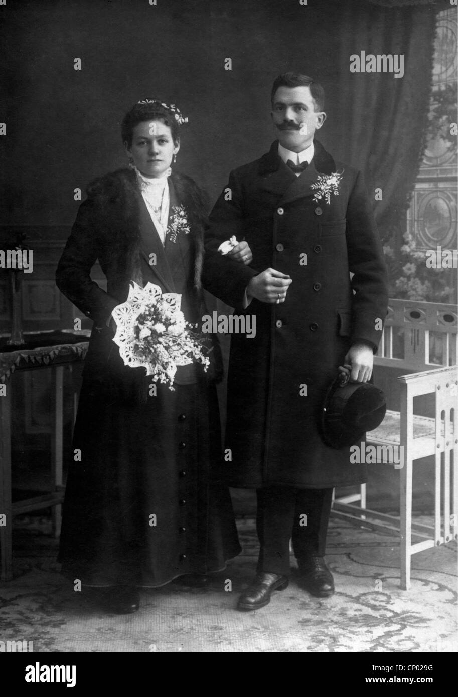 people, couple, bride and groom, photograph by Eugen Reitter, Bad Hall ...