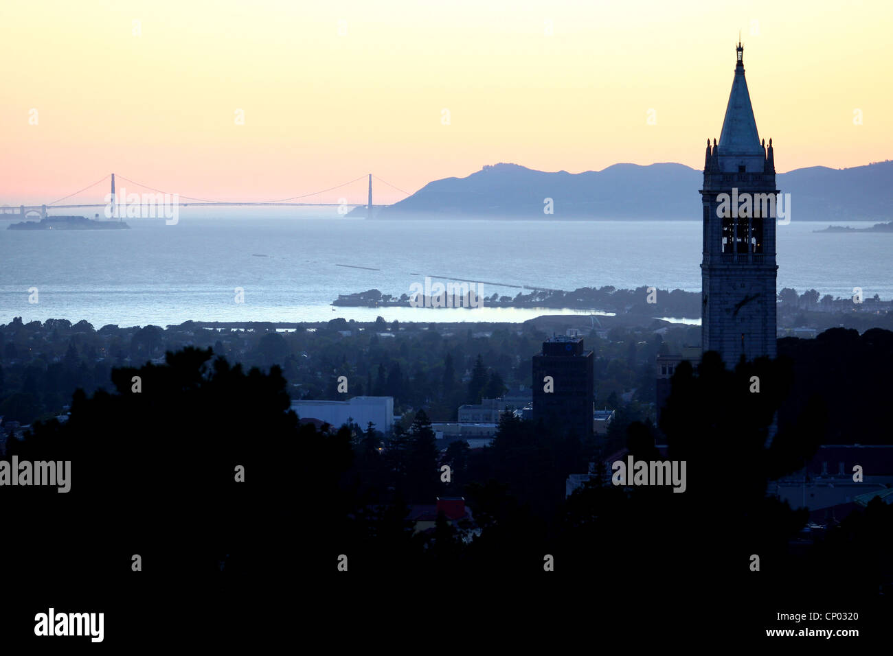 SATHER TOWER & GOLDEN GATE BRIDGE BERKELEY CALIFORNIA USA 06 October ...