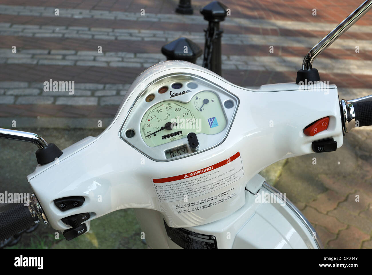 Vespa dashboard hi-res stock photography and images - Alamy