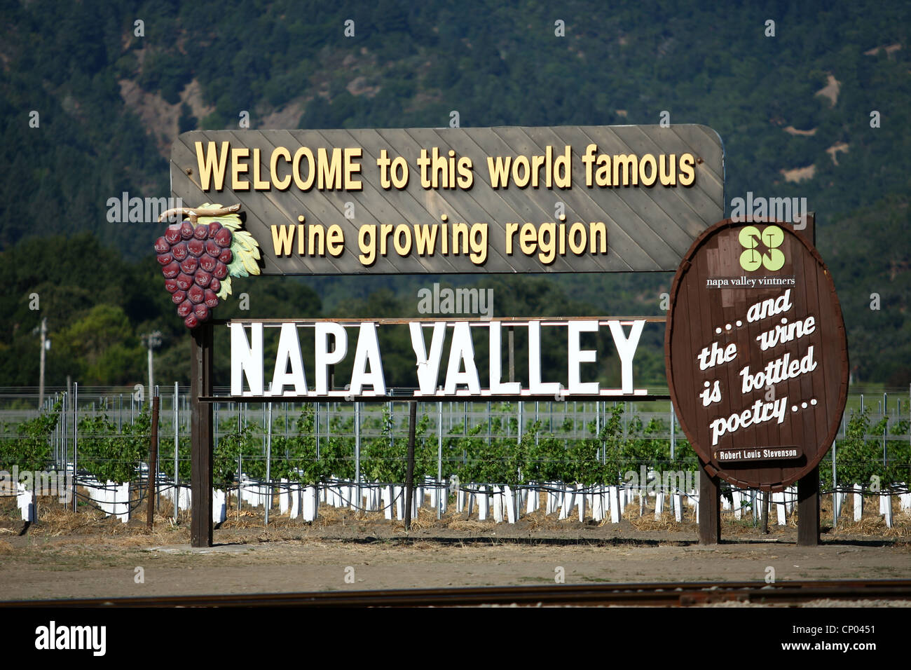 NAPA VALLEY SIGN NAPA VALLEY CALIFORNIA USA 06 October 2011 Stock Photo ...