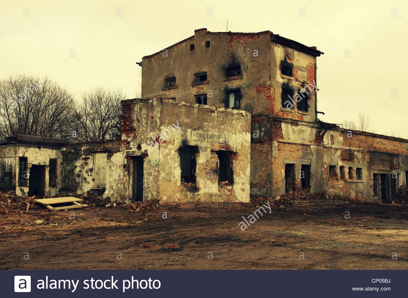 Destroyed Factory Stock Photos & Destroyed Factory Stock Images - Alamy