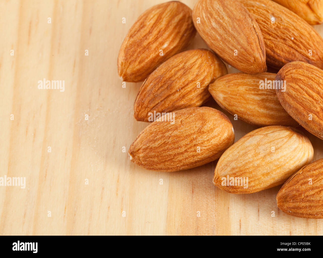 Pile of nuts hi-res stock photography and images - Alamy