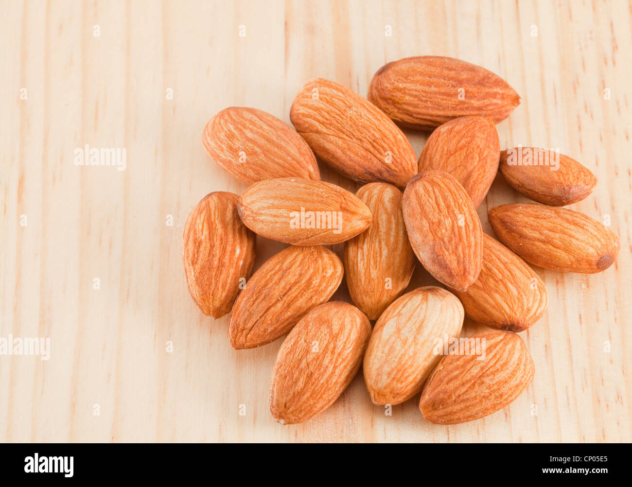 Almond pile hi-res stock photography and images - Alamy