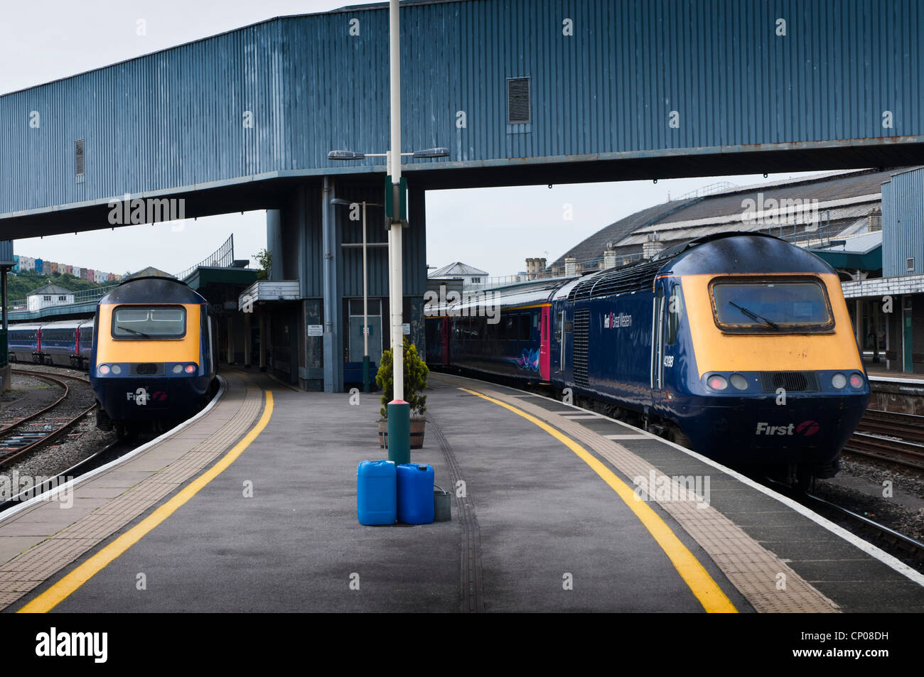 First Great Western trains headed by class 43 locomotives waiting at ...