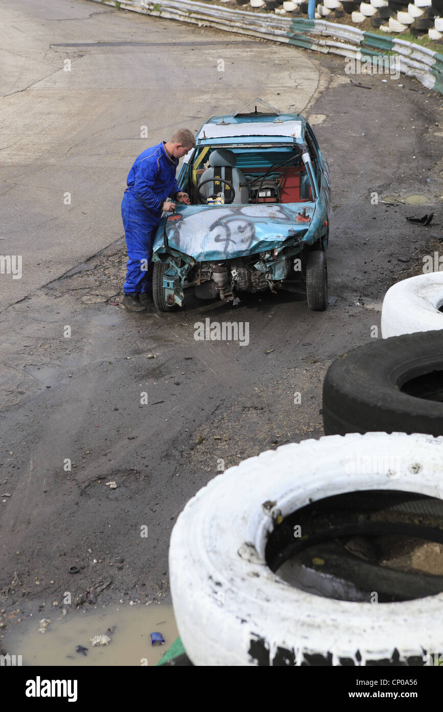 Nudge & Spin race at Angmering Raceway, West Sussex Stock Photo - Alamy
