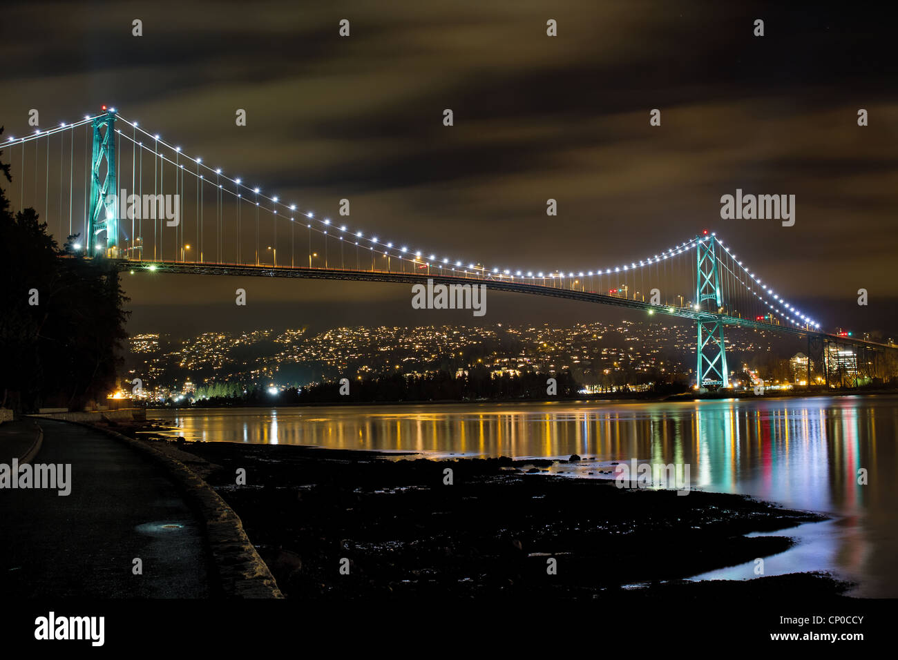 Lions gate bridge hi-res stock photography and images - Alamy
