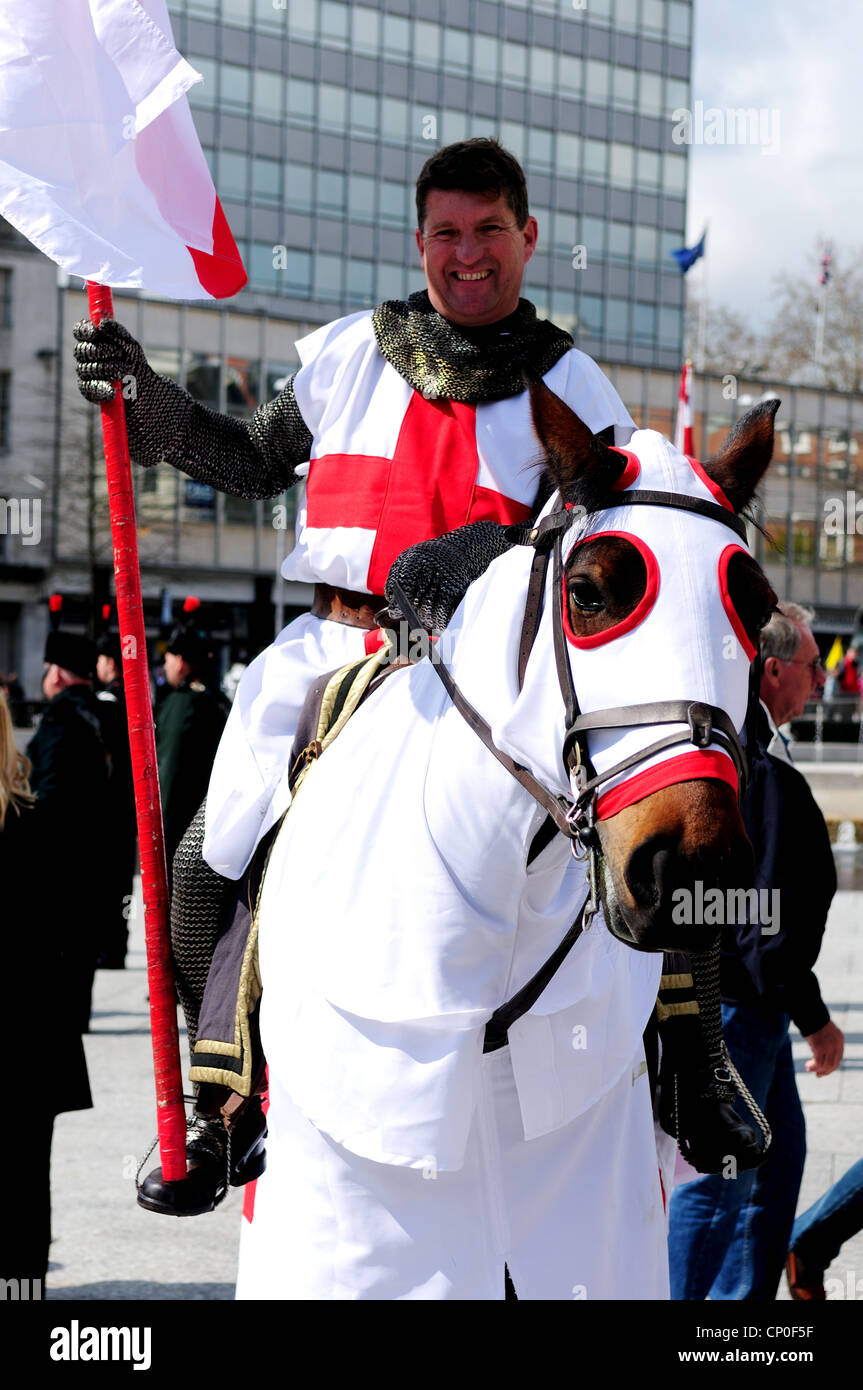 Knights of nottingham hi-res stock photography and images - Alamy