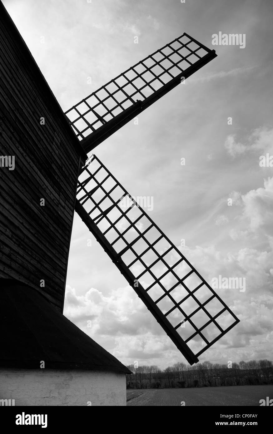 Pitstone windmill hi-res stock photography and images - Alamy