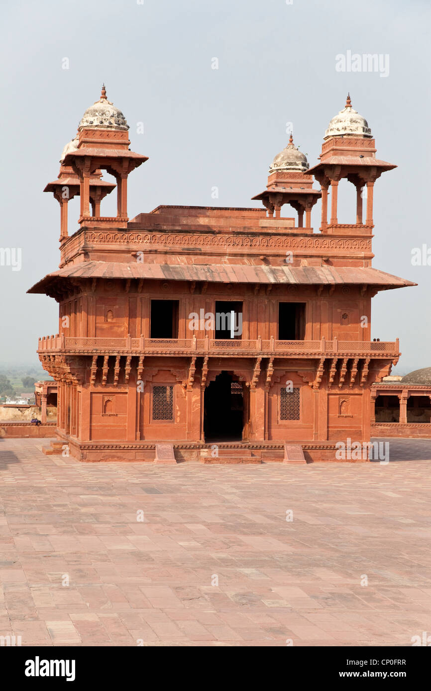 Chhatri Mughal Architecture High Resolution Stock Photography and ...