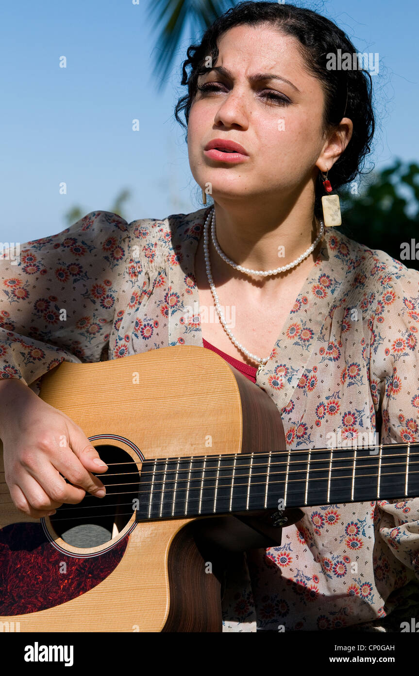 Tunisian singer Emel Mathlouthy singing in Tunis' neighbourhood where ...