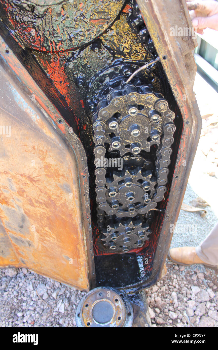 ALLU 4-17 Bearing housing Stock Photo - Alamy