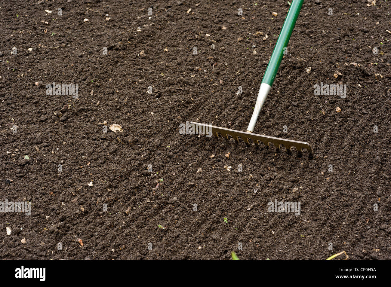 Diagonal lines furrows hi-res stock photography and images - Alamy