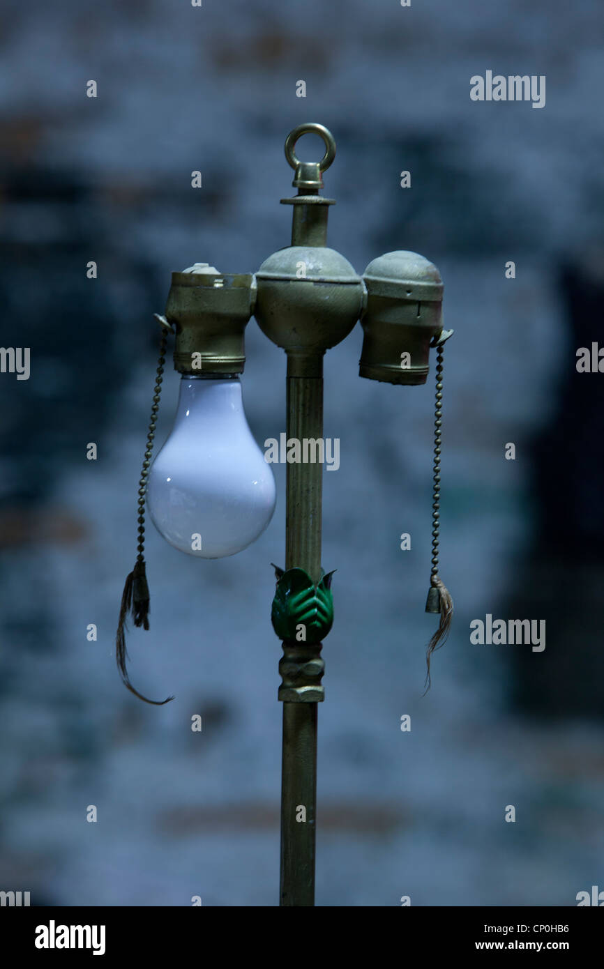 Old lamp dark spooky hi-res stock photography and images - Alamy