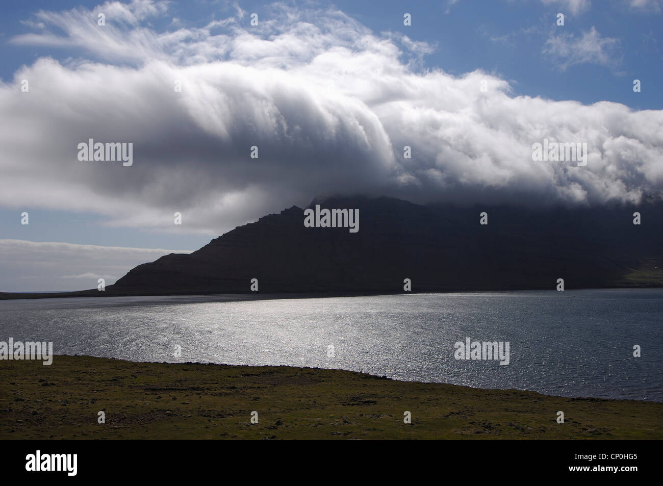 Squall weather hi-res stock photography and images - Alamy