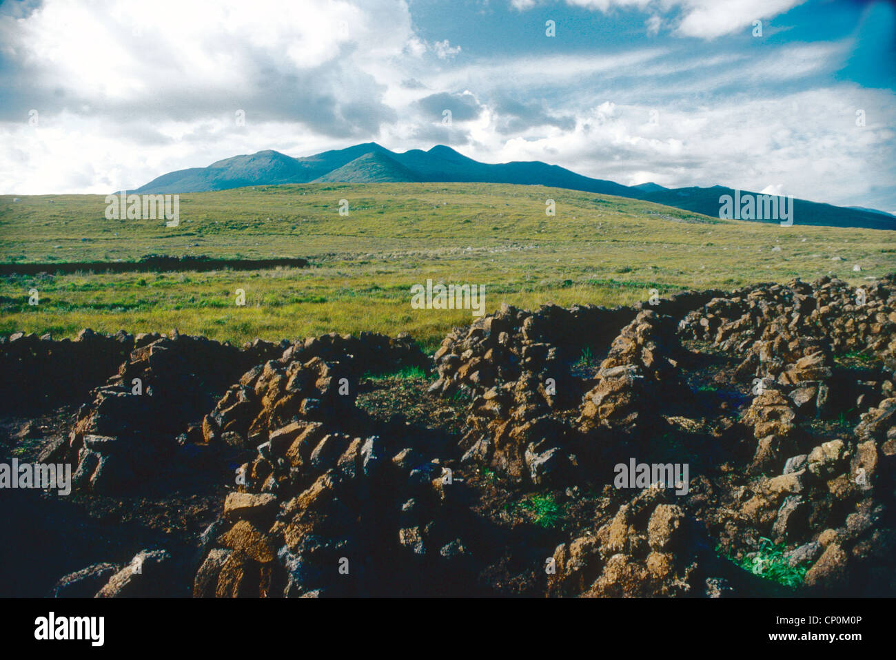 Turf sods ireland hi-res stock photography and images - Alamy