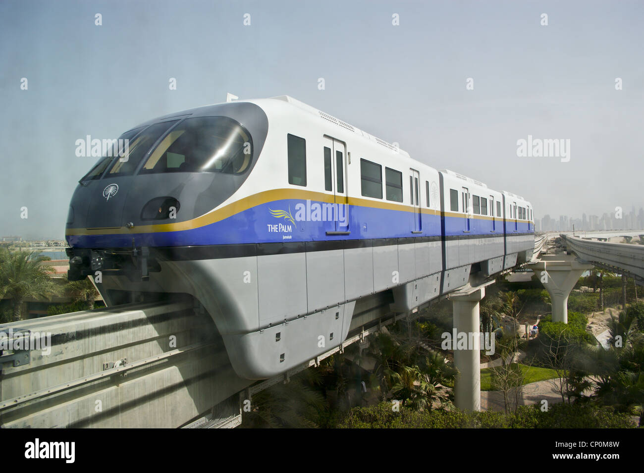Dubai palm jumeirah monorail train hi-res stock photography and images ...