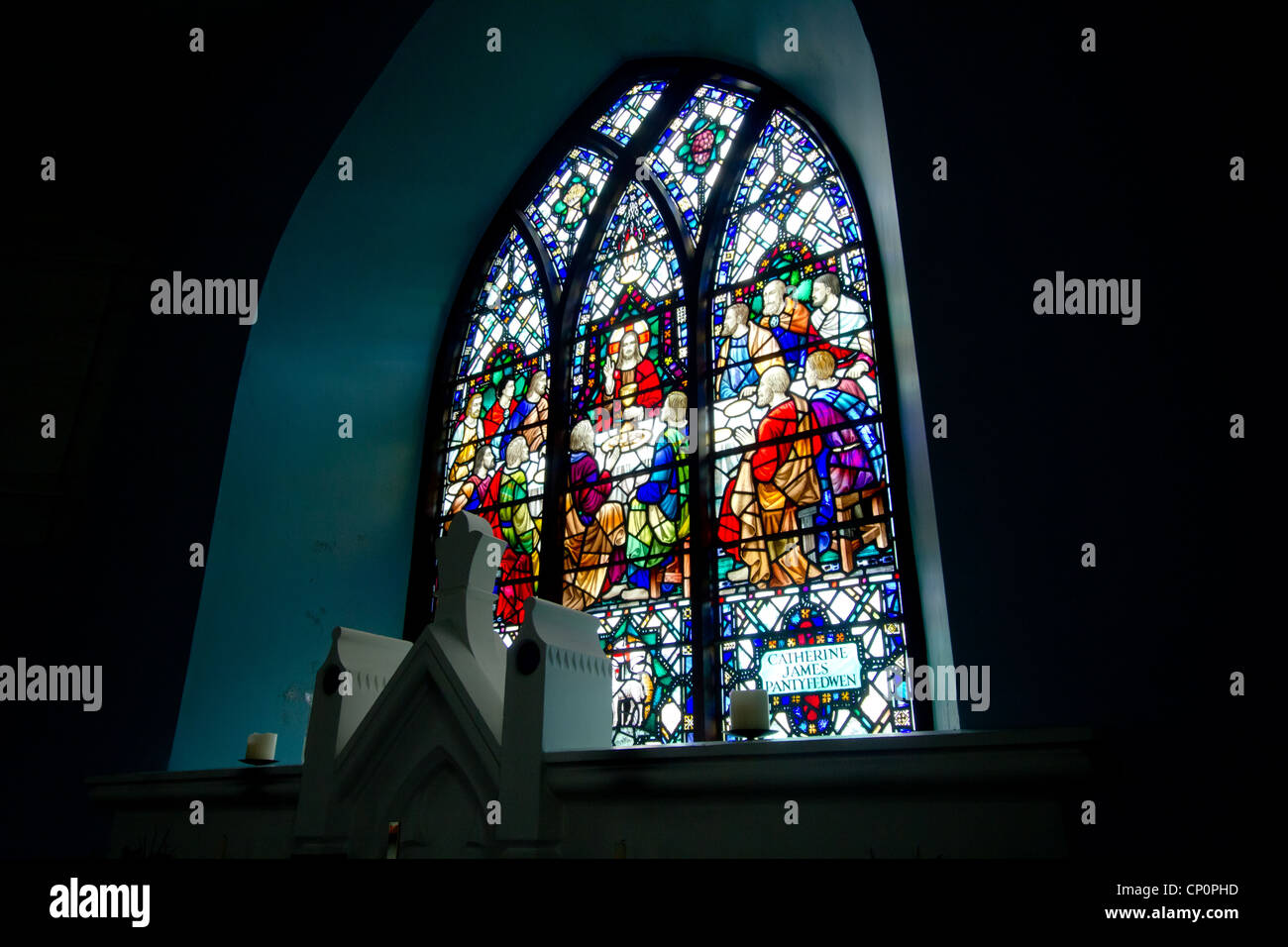 Saints stained glass window hi-res stock photography and images - Alamy