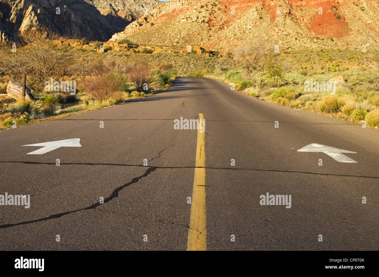 Way forward hi-res stock photography and images - Alamy