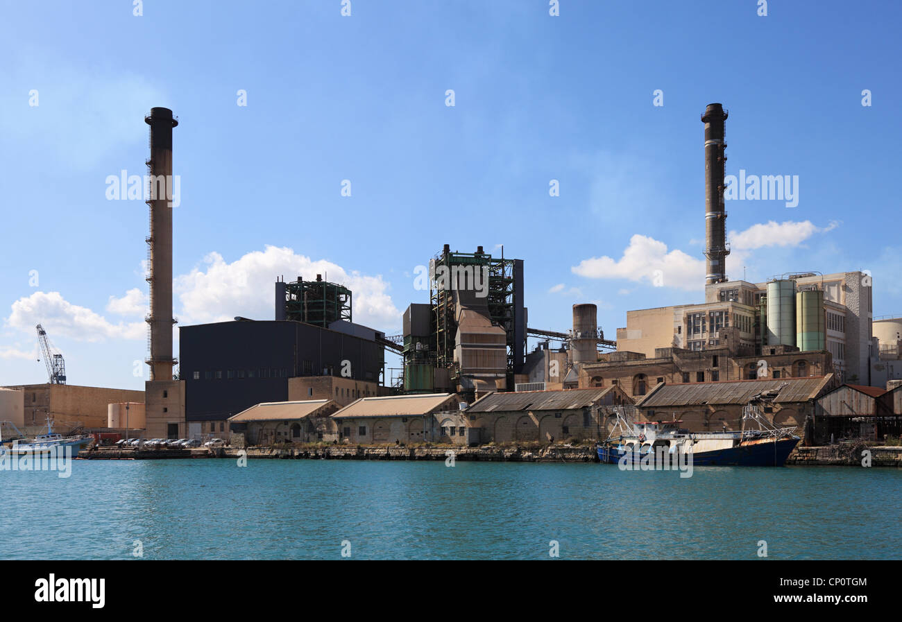 Old power station hi-res stock photography and images - Alamy