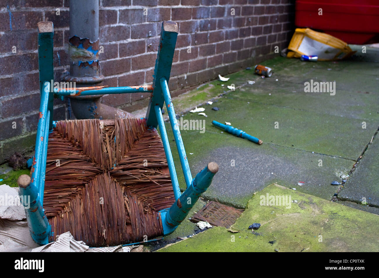 Town centre trash dunp hi-res stock photography and images - Alamy