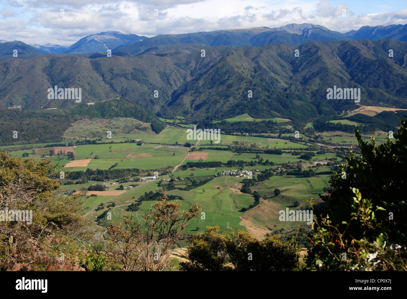 Takaka hill road hi-res stock photography and images - Alamy