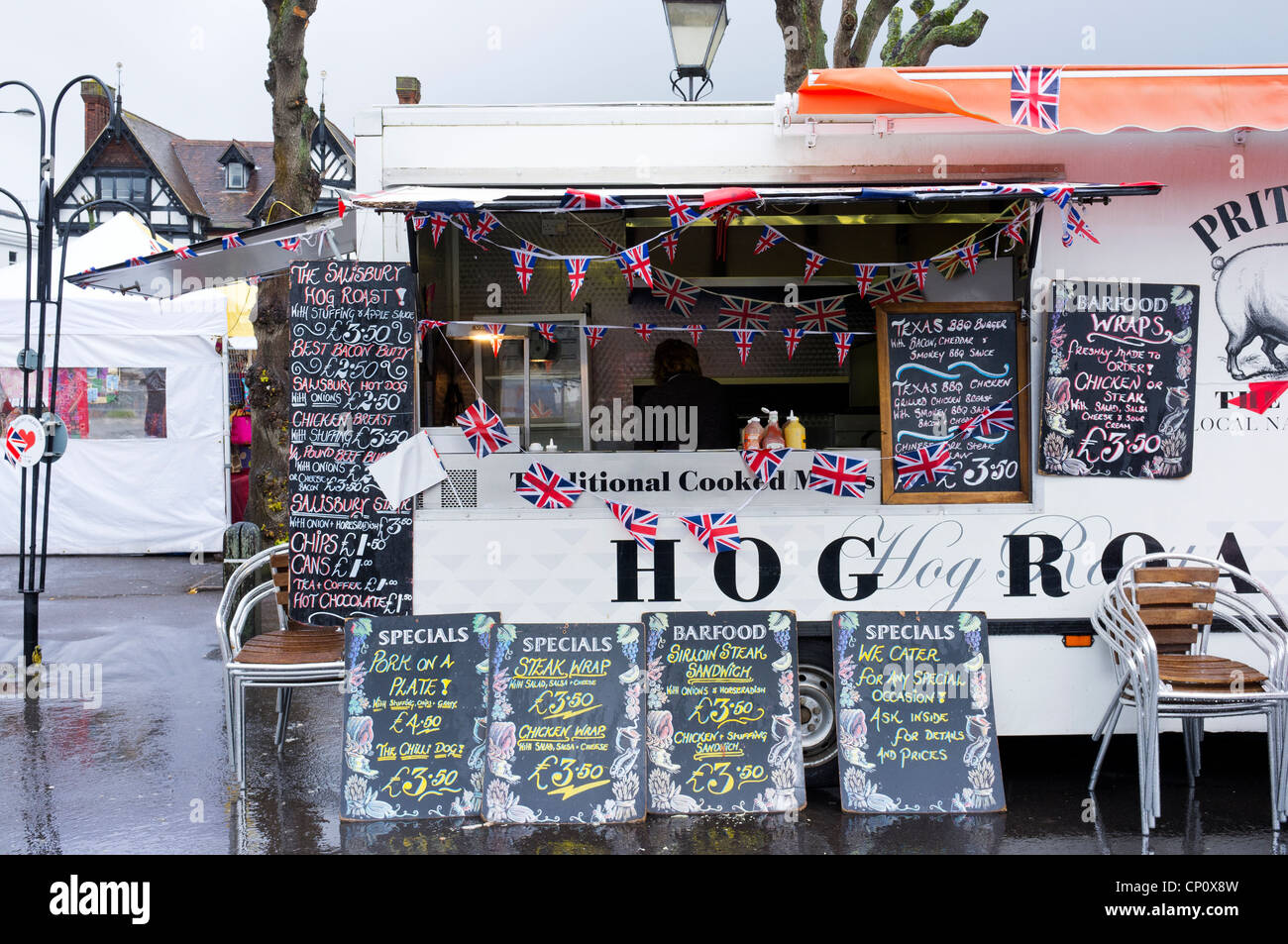 Food caravan hi-res stock photography and images - Alamy