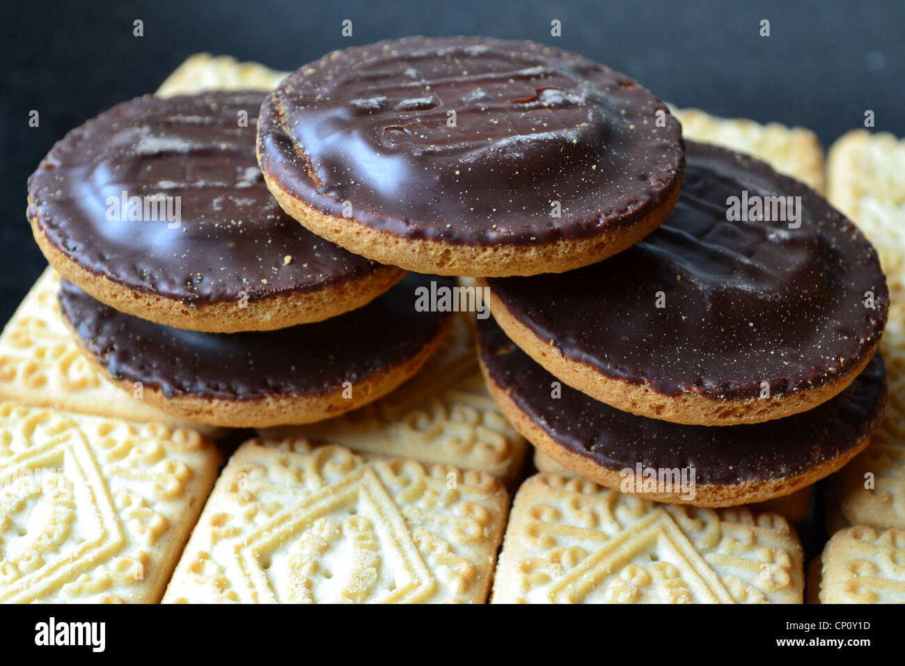 Stacked Jaffa cakes on custard cream biscuits Stock Photo - Alamy