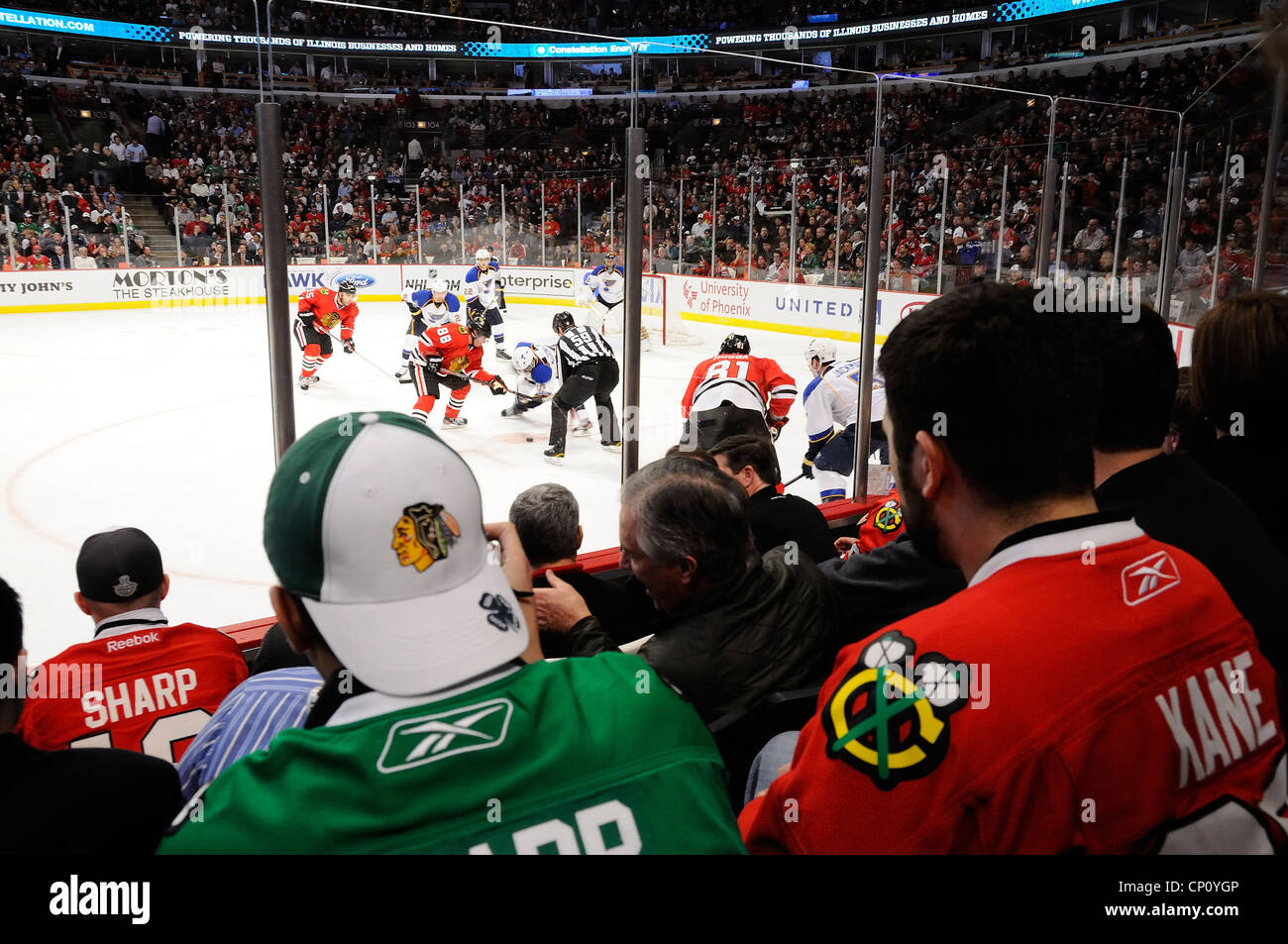 Blackhawks hi-res stock photography and images - Alamy