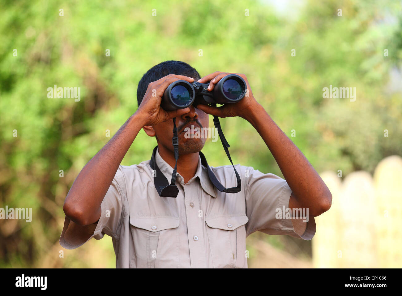 Indian woman looking around searching hi-res stock photography and ...