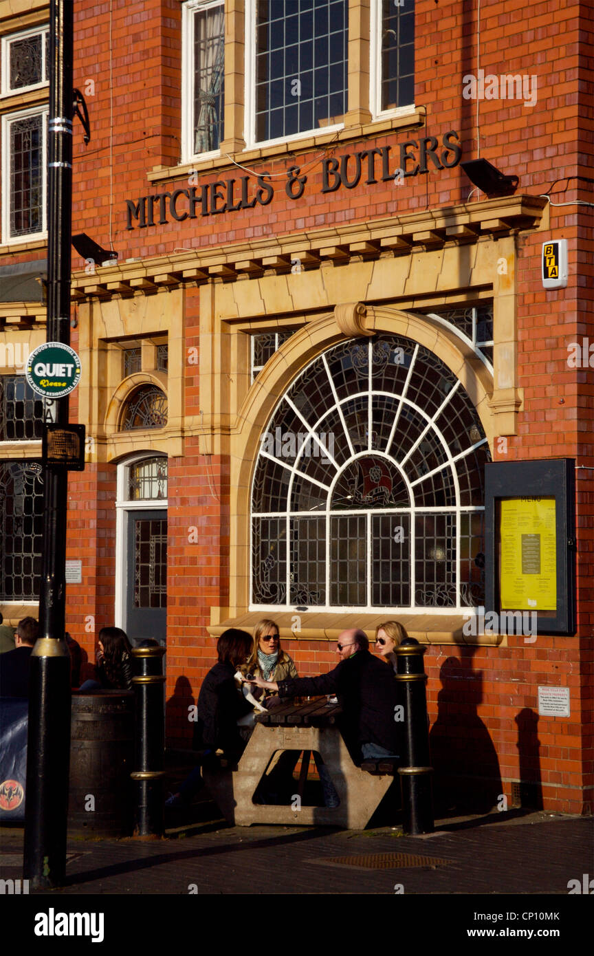 Mitchells and Butlers pub, Birmingham Stock Photo - Alamy