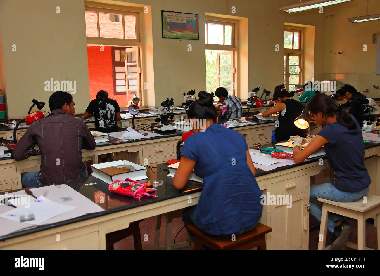 New students lecture hall hi-res stock photography and images - Alamy