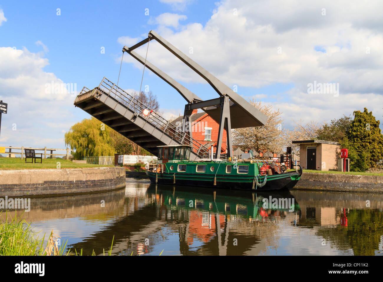 lift bridge over a canal in North Yorkshire , uk Stock Photo - Alamy