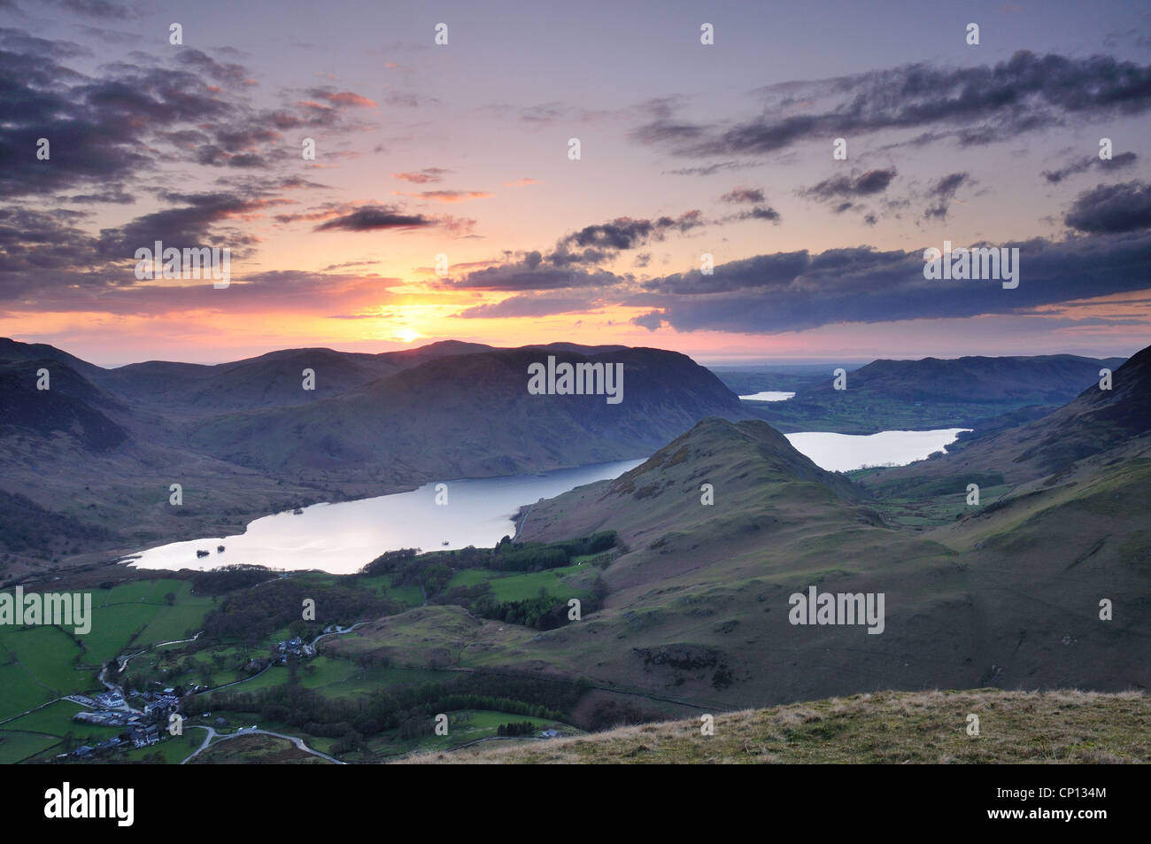 Sunset over Buttermere Village and Crummock Water in the English Lake ...