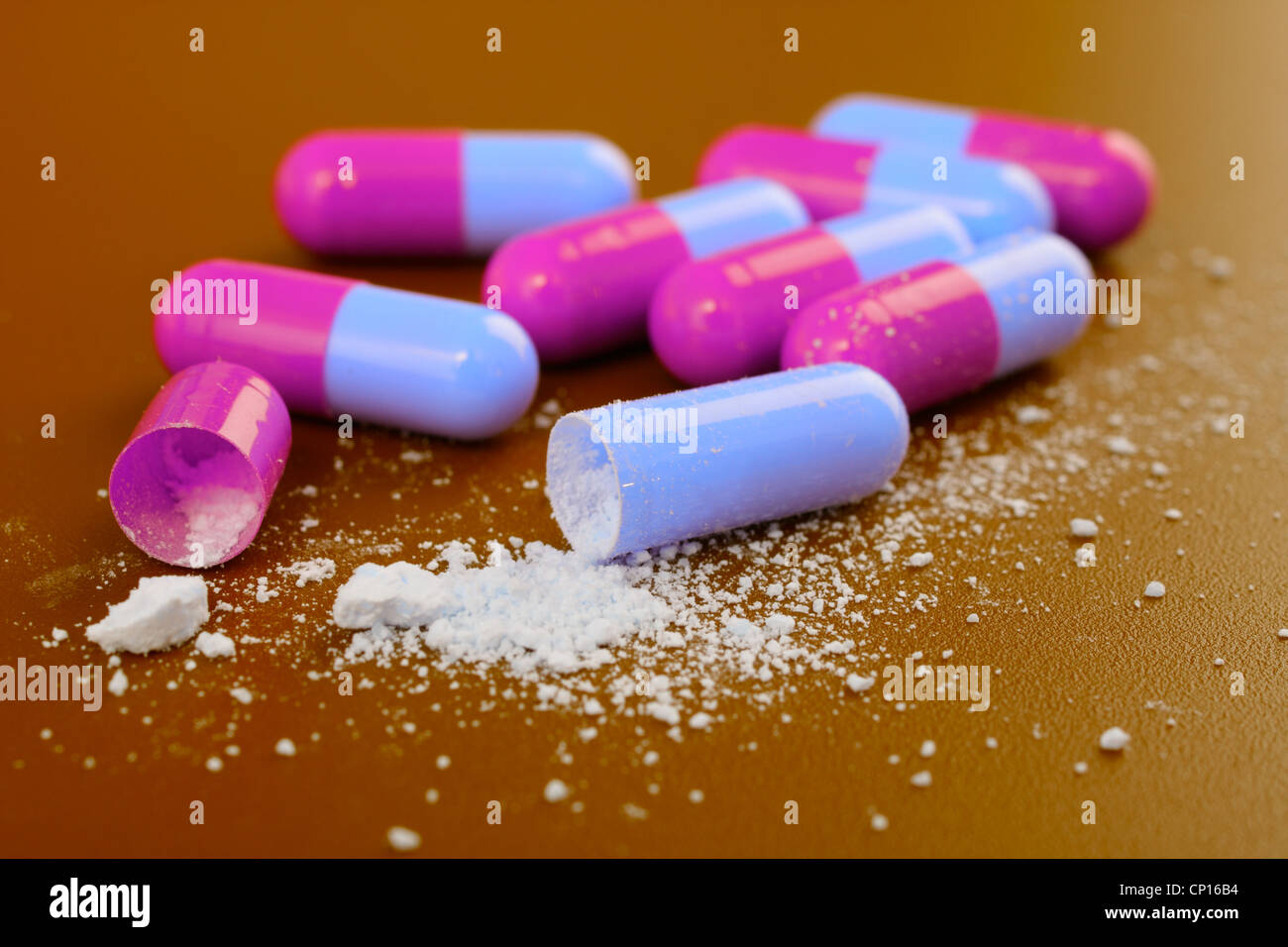 Antibiotic hi-res stock photography and images - Alamy