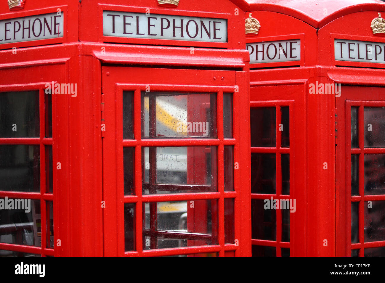 Typical red telephone hi-res stock photography and images - Alamy