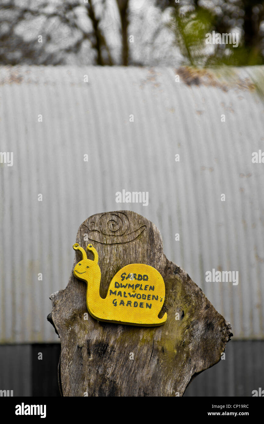 Gardd Dwmplen Malwoden (Dwmplen the Snail's Garden) at Pentre Sali Mali ...