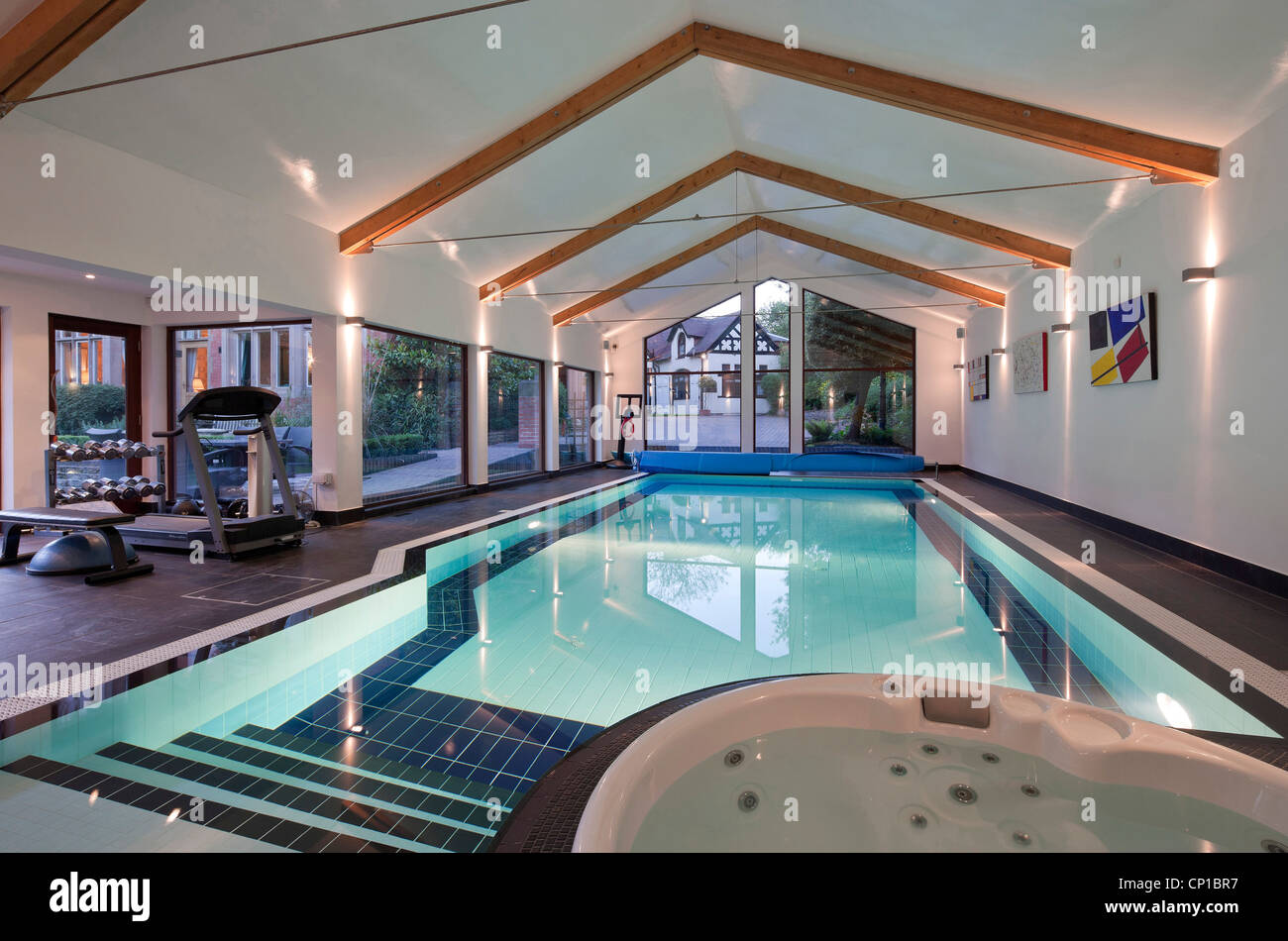 Uk swimming pool interior hi-res stock photography and images - Alamy