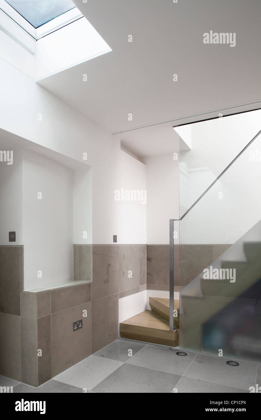 Light wells hi-res stock photography and images - Alamy