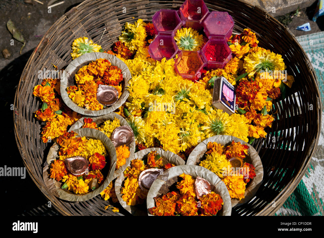 Floating flower hi-res stock photography and images - Alamy