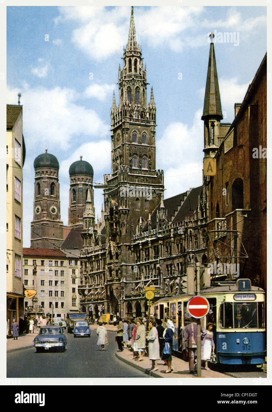 geography / travel, Germany, Munich, Marienplatz, townhall and Church ...