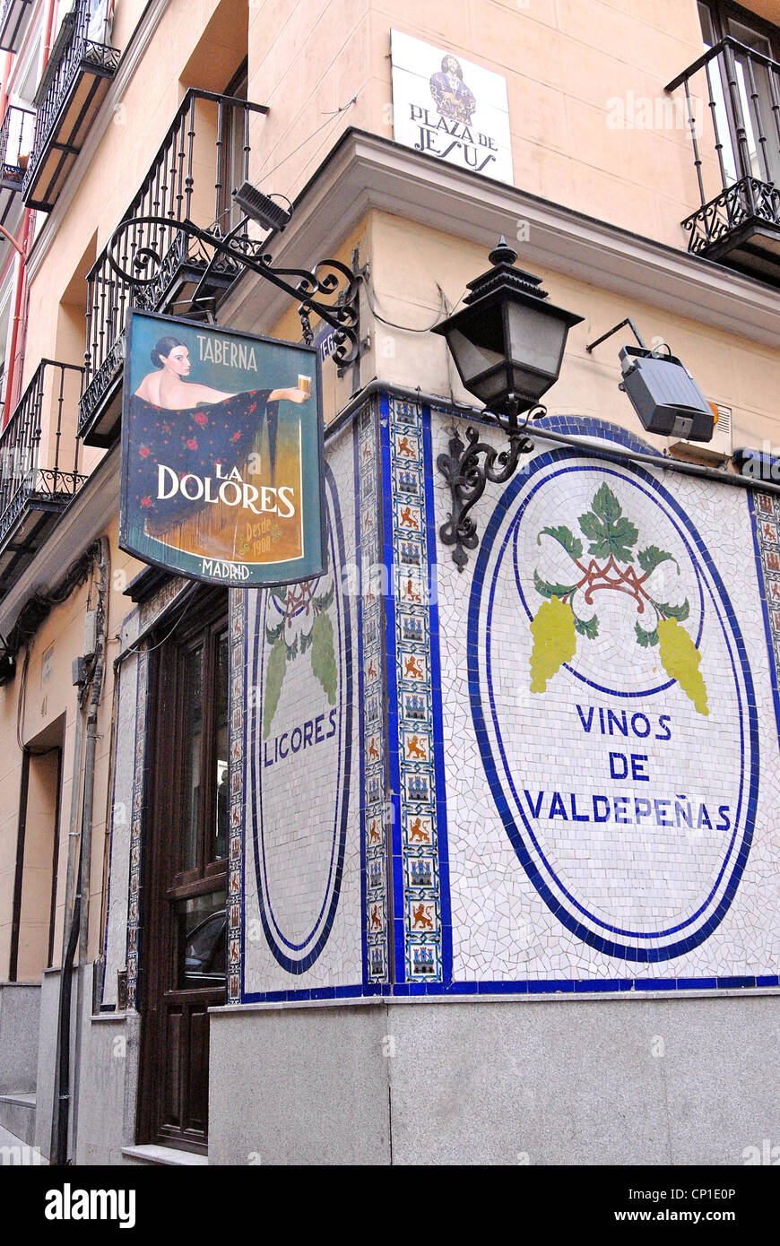 Taberna La Dolores tavern pub bar Madrid Spain Stock Photo - Alamy