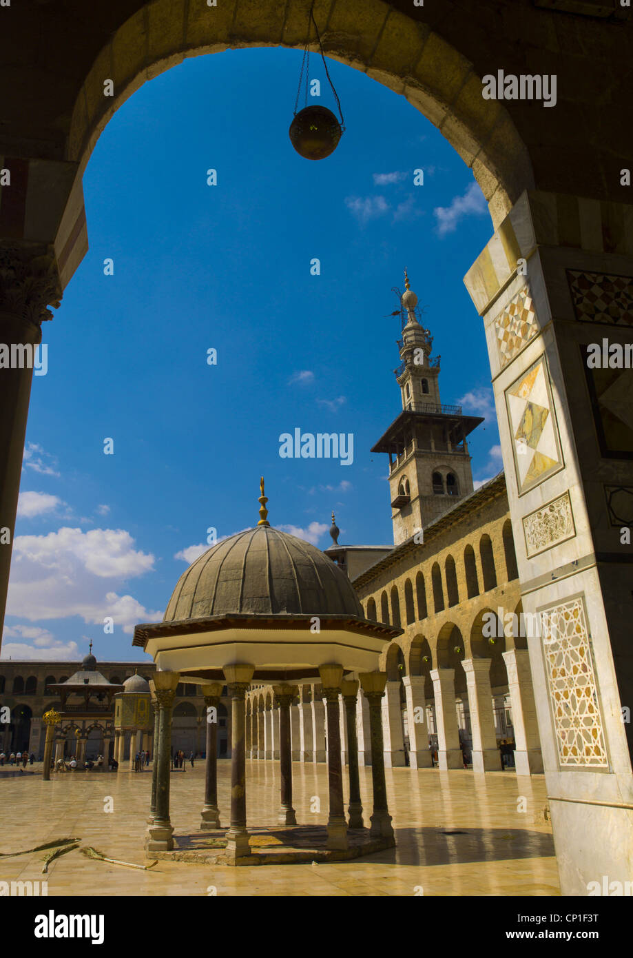 Umayyad Mosque courtyard, Damascus, Syria Stock Photo - Alamy