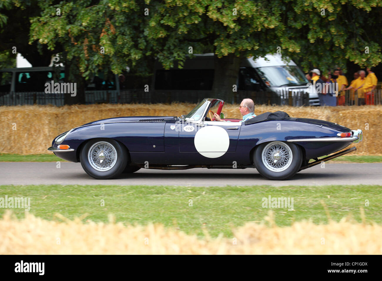 Goodwood race circuit hi-res stock photography and images - Alamy