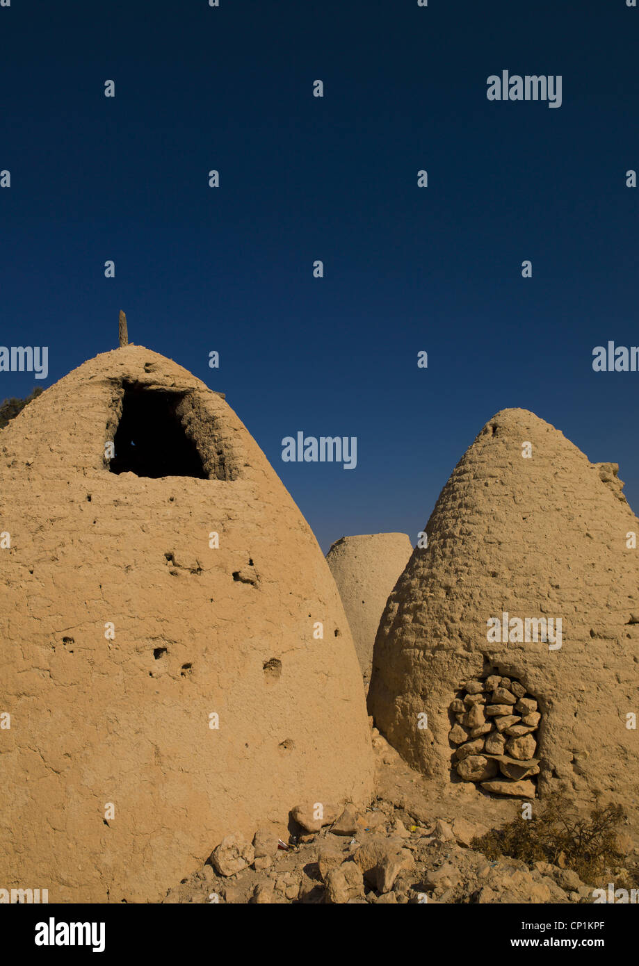 Traditional beehive houses made of mud, Hama, Syria Stock Photo - Alamy