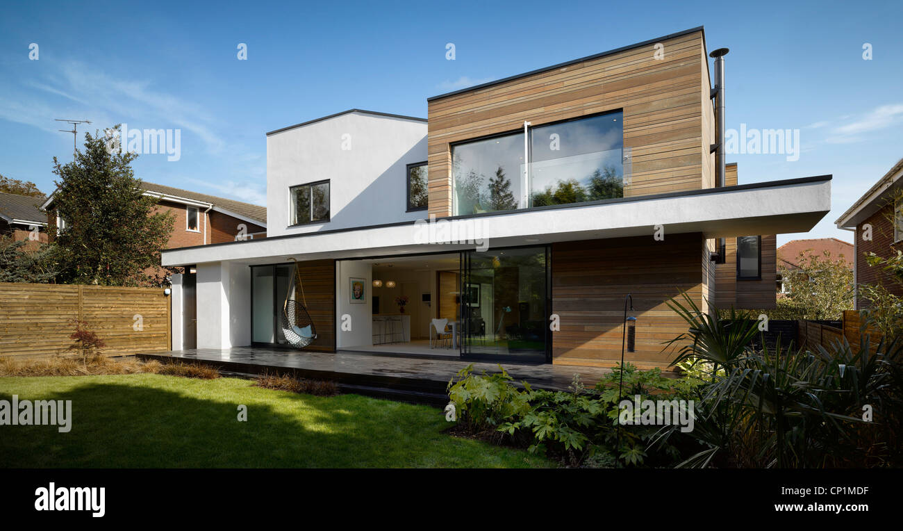 Bell housing hi-res stock photography and images - Alamy