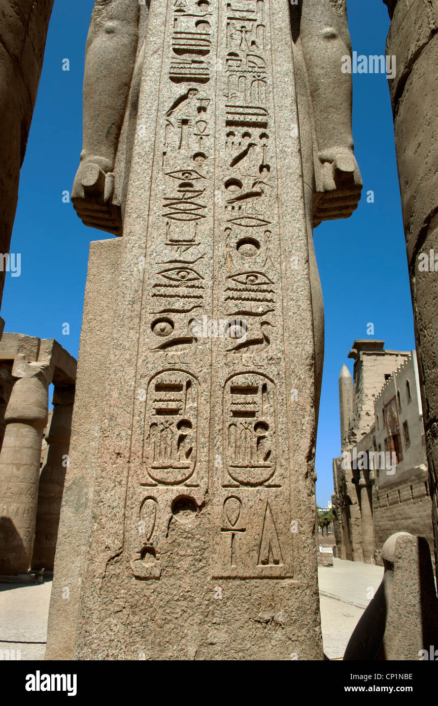 Hieroglyphs at Luxor Temple Egypt Stock Photo - Alamy