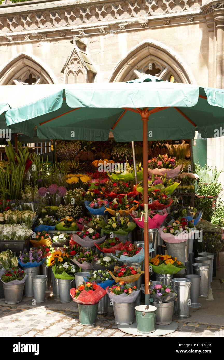 London flower market historical hi-res stock photography and images - Alamy