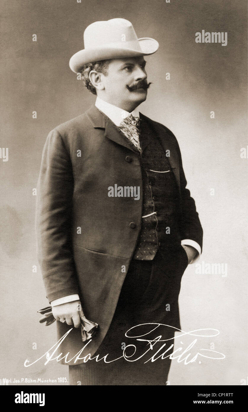 Singer anton hi-res stock photography and images - Alamy