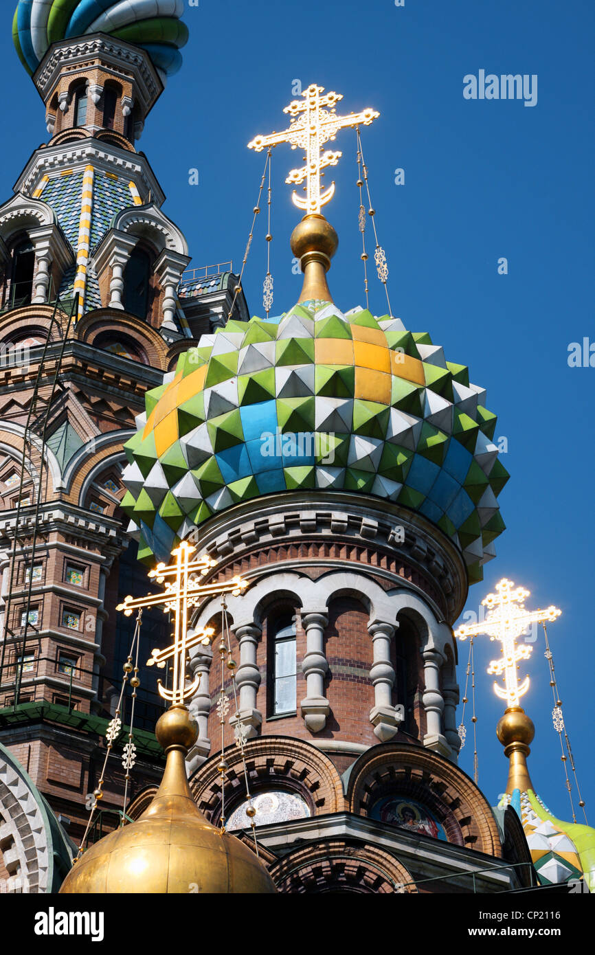 The magnificent Church of the Saviour on Spilled Blood in St Petersburg ...
