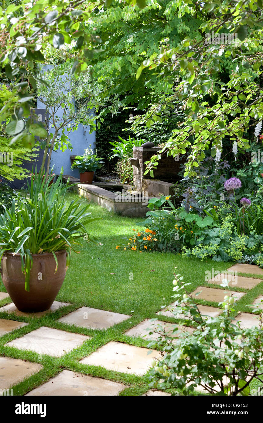 Back Gardens Uk High Resolution Stock Photography and Images - Alamy